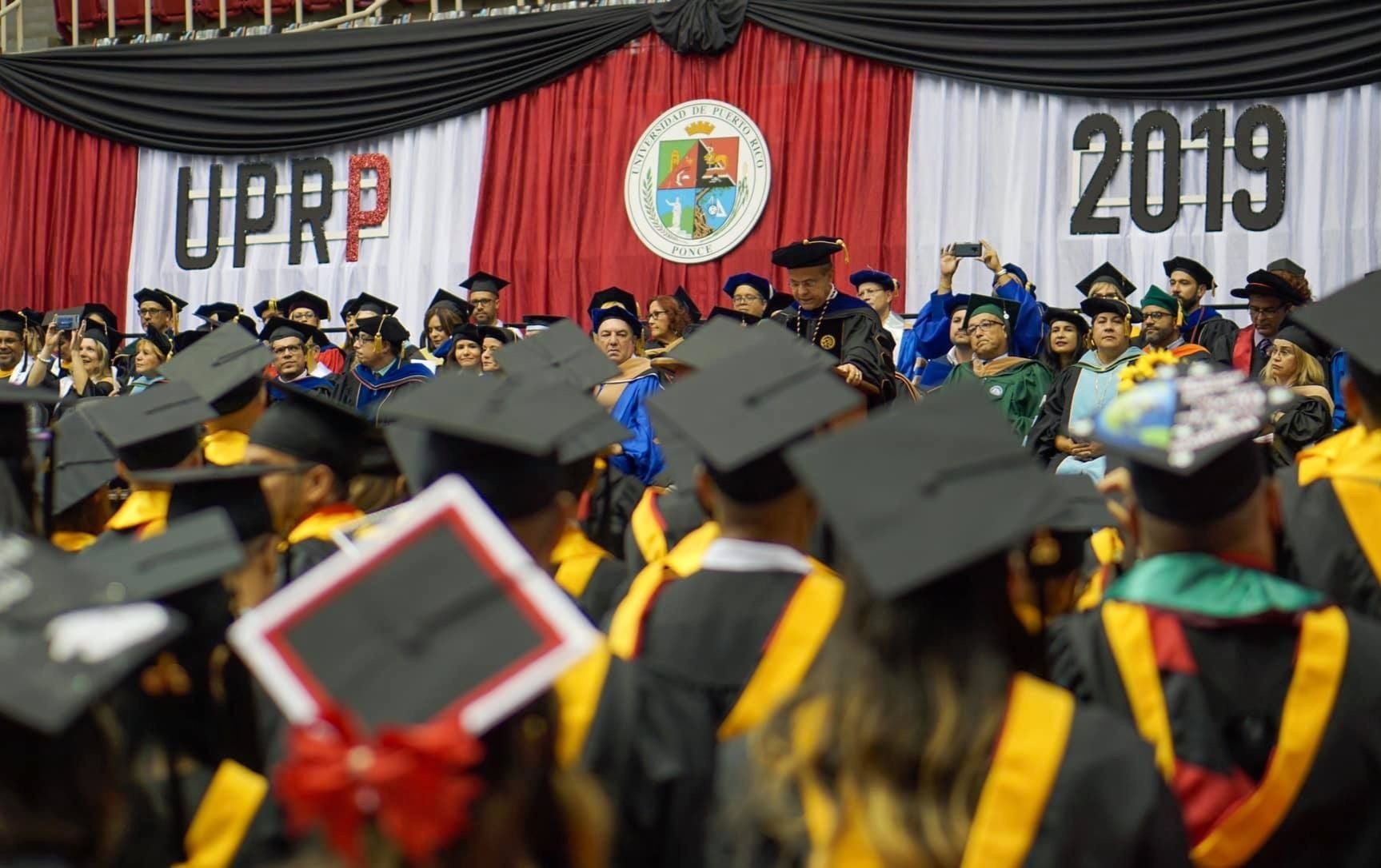 UPR de Ponce gradúa 457 profesionales – EsNoticiaPR.com