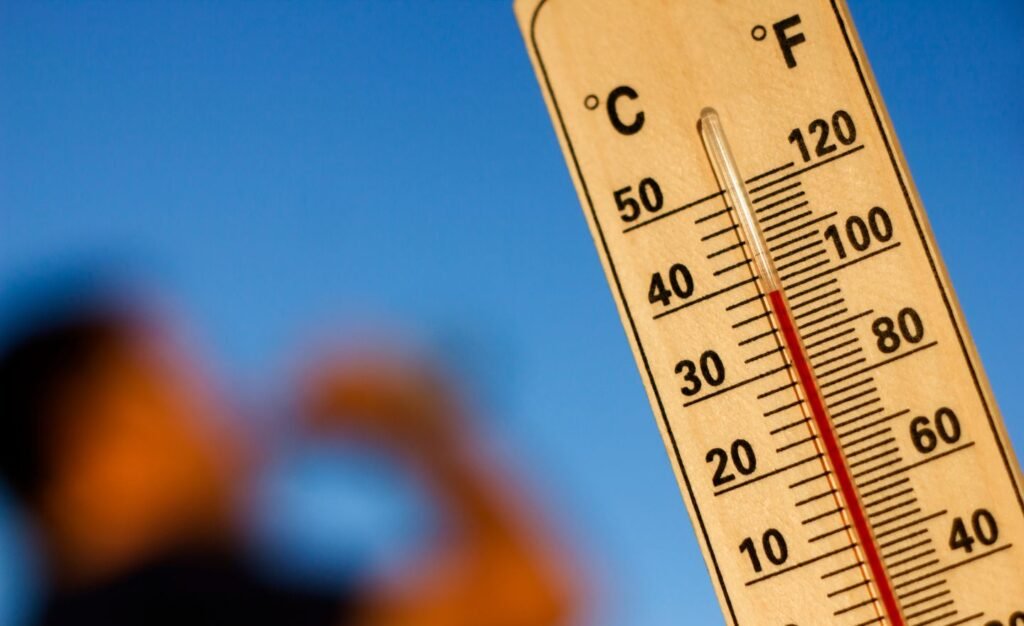 Polvo del Sahara mantiene calor y cielo brumoso | ES NOTICIA PR